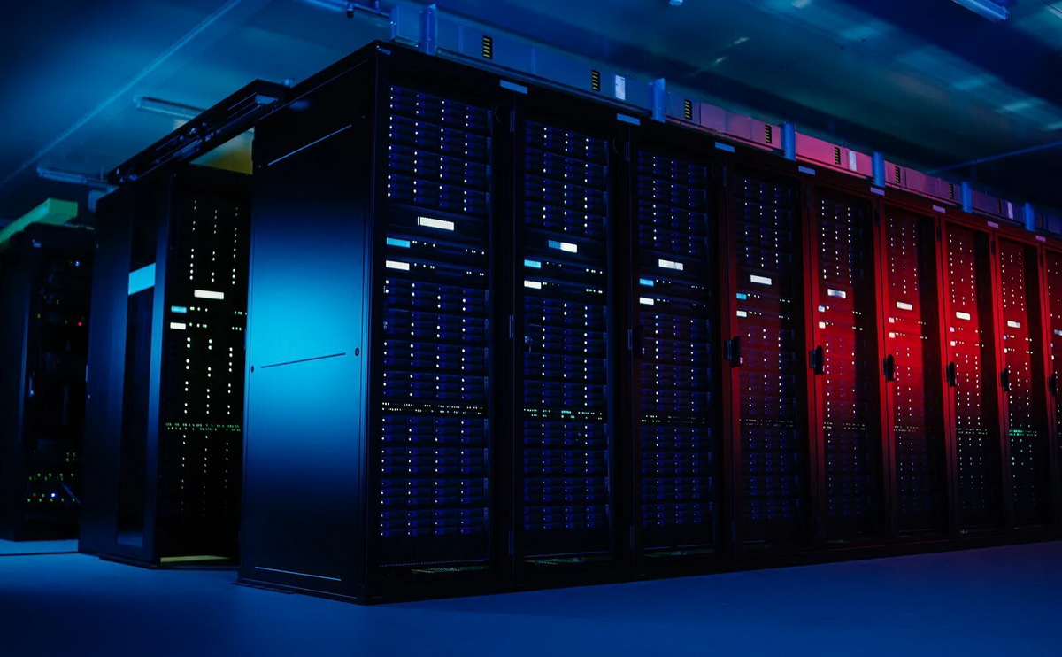 Власти США наложили санкции на хостинг Aeza Group и его операторов — Хакер